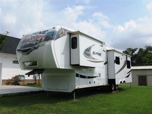 2011 Keystone RV ALPINE Fifth Wheel Series M-3640 RL - 40'