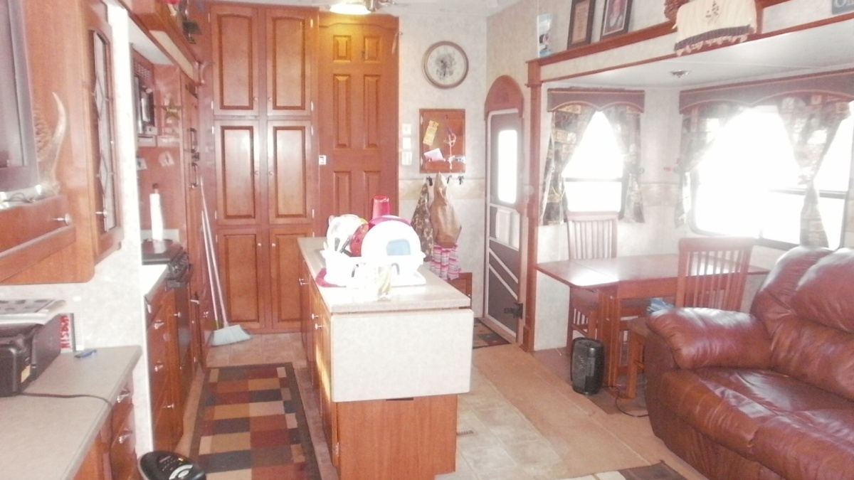 2007 Sunnybrook Mobile Scout 36ft FSBO at DreamFindersRV.com
