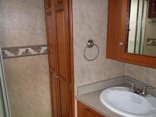 Sunnybrook TITAN LX Fifth Wheel. Photos, Brochure, Build Sheet