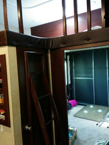 2015 Heartland Cyclone CY4200, PHOTOS, Details, Brochure, Floorplan