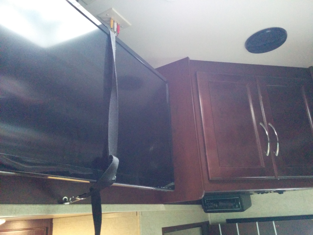 2015 Heartland Cyclone CY4200 - Fifth Wheel - Toy Hauler