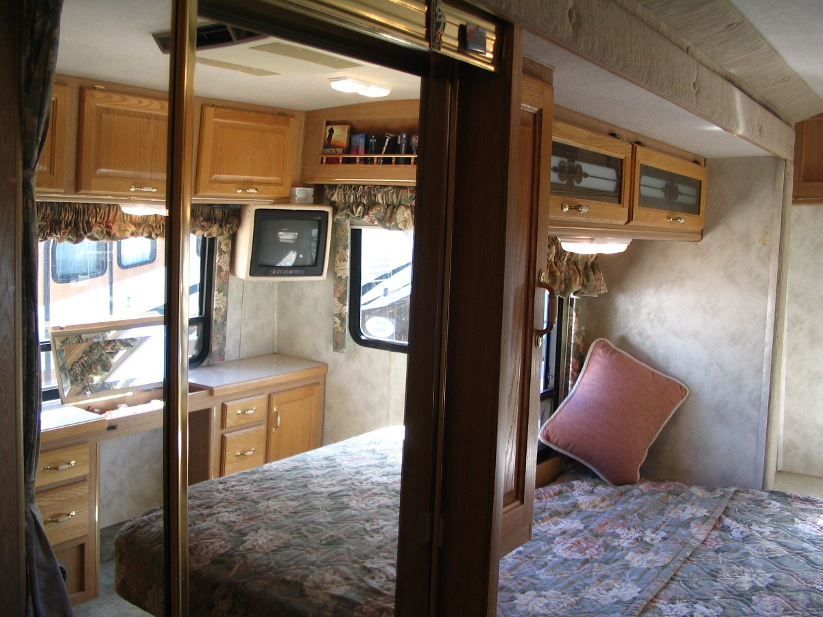 1999 Rexhall Aerbus w/2 Slides 33ft For Sale By Owner in Arizona