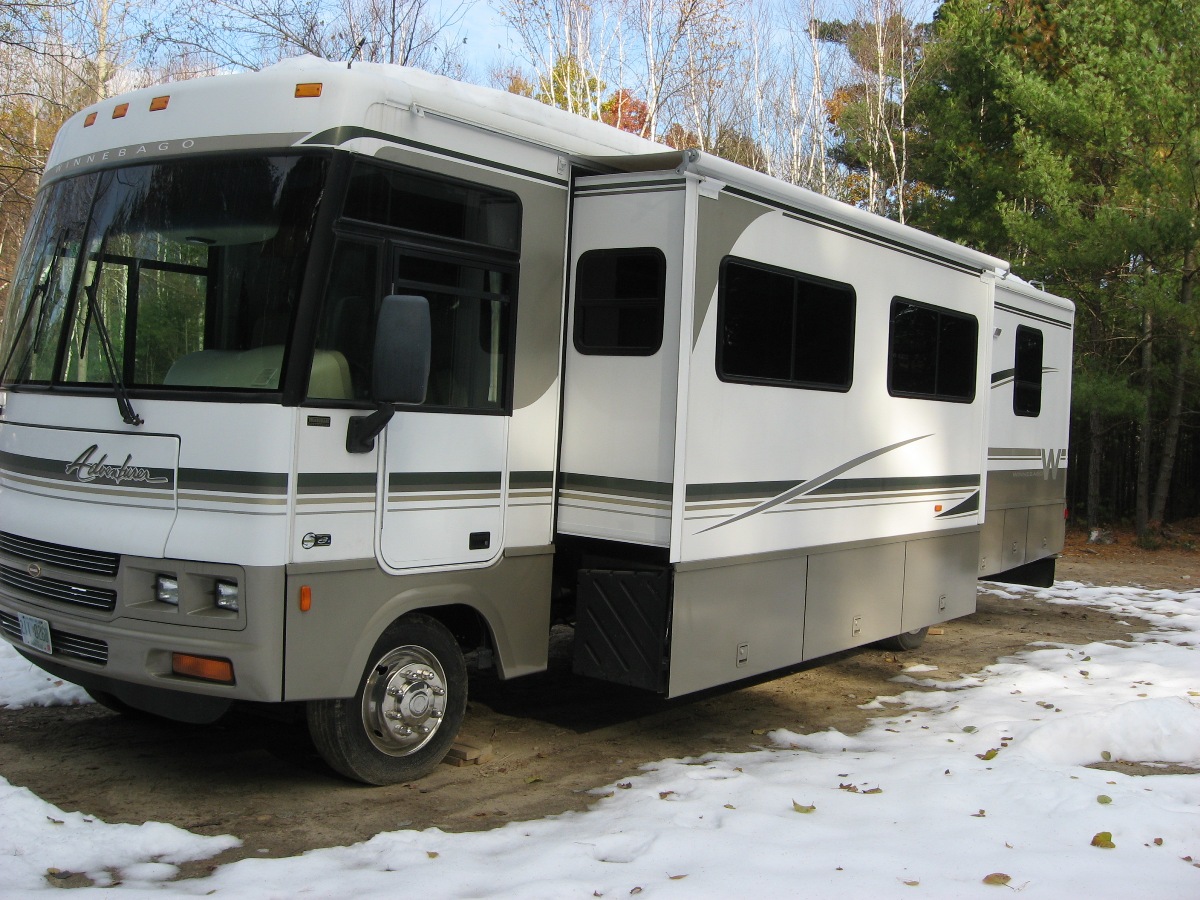 2002 Winnebago ADVENTURER M-35U FSBO in New Hampshire