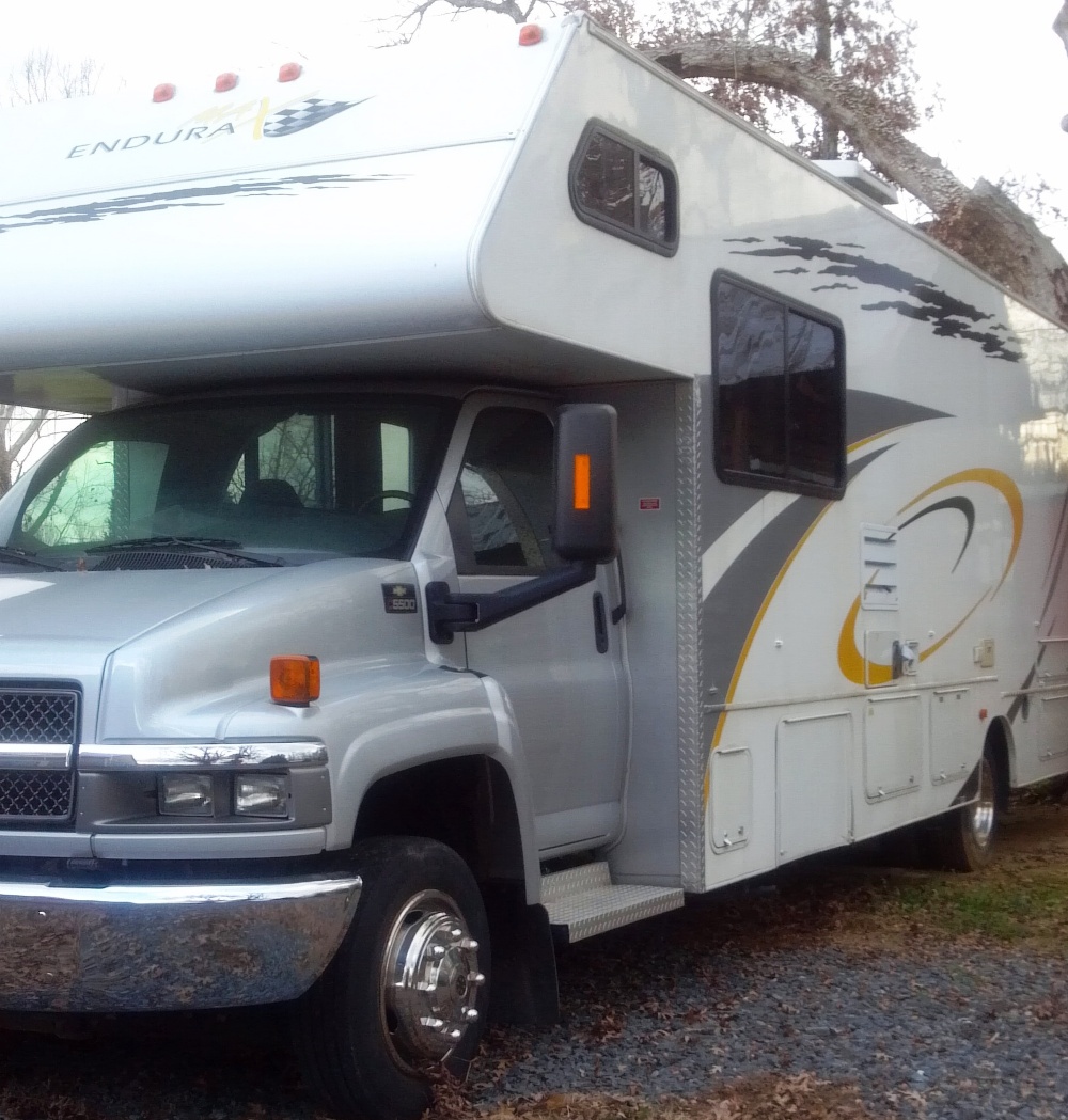 2005 Gulfstream ENDURA MAX Wide-body W6361HC 36ft. Toy Hauler