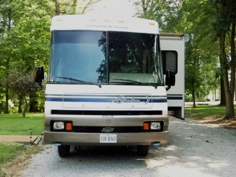 1997 Winnebago Adventurer 34RQ, PHOTOS, Details, Brochure, Floorplan
